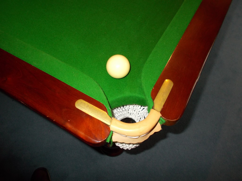 peebles mawson ball in jaw | GCL Billiards